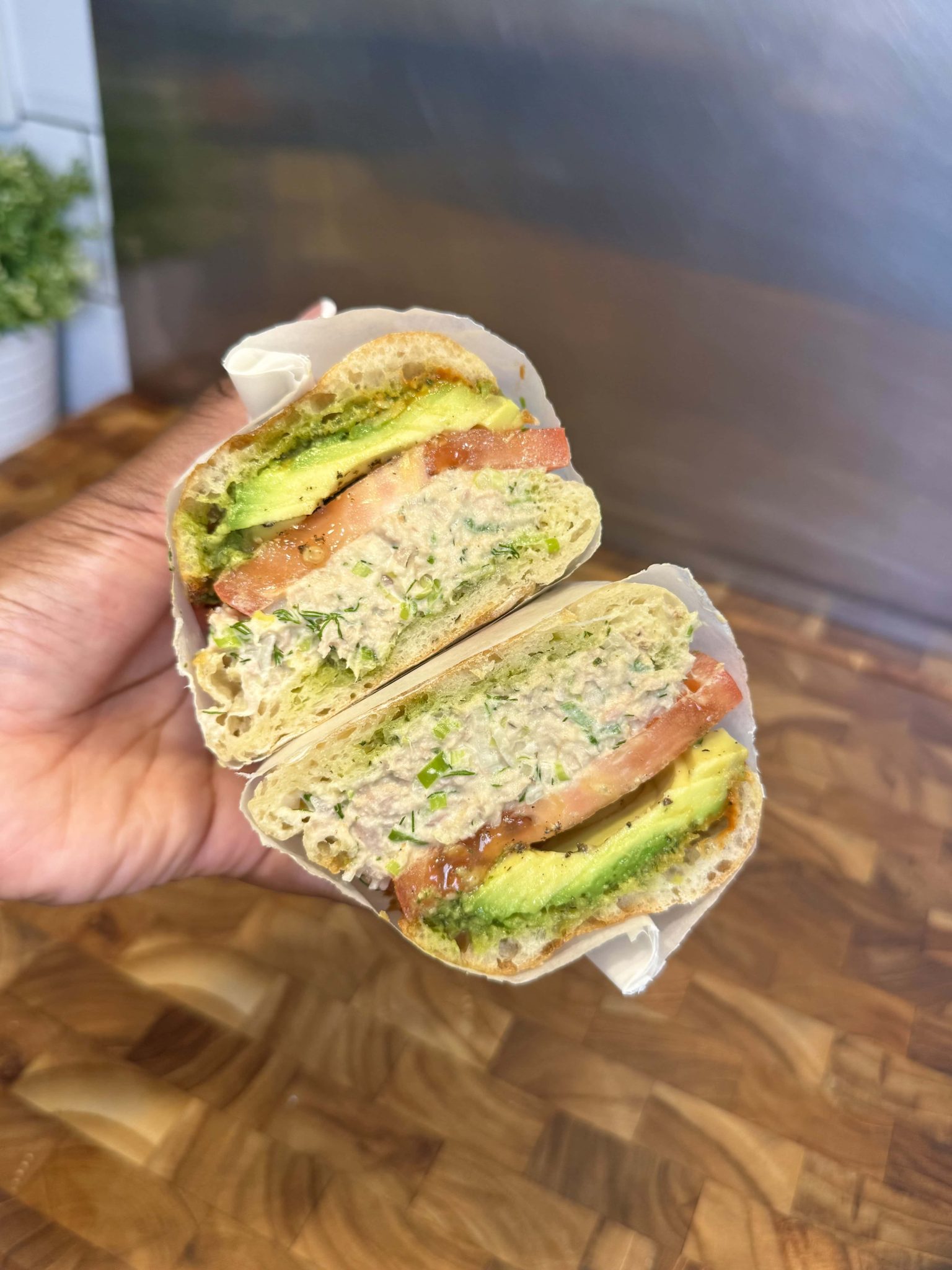 Homemade Tunacado Sandwich - Joe & the juice - Pretty Delicious Eats